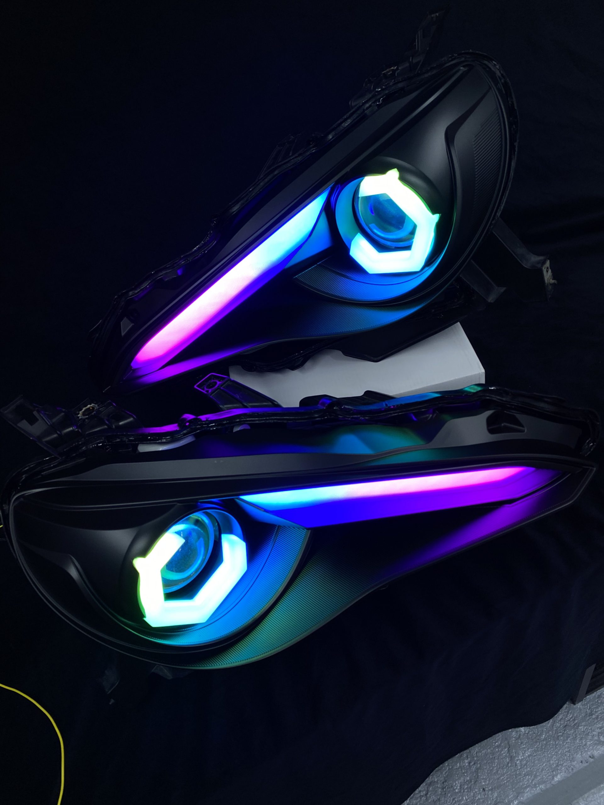 TOYOTA GT86 HEADLIGHTS - Lumen Noise