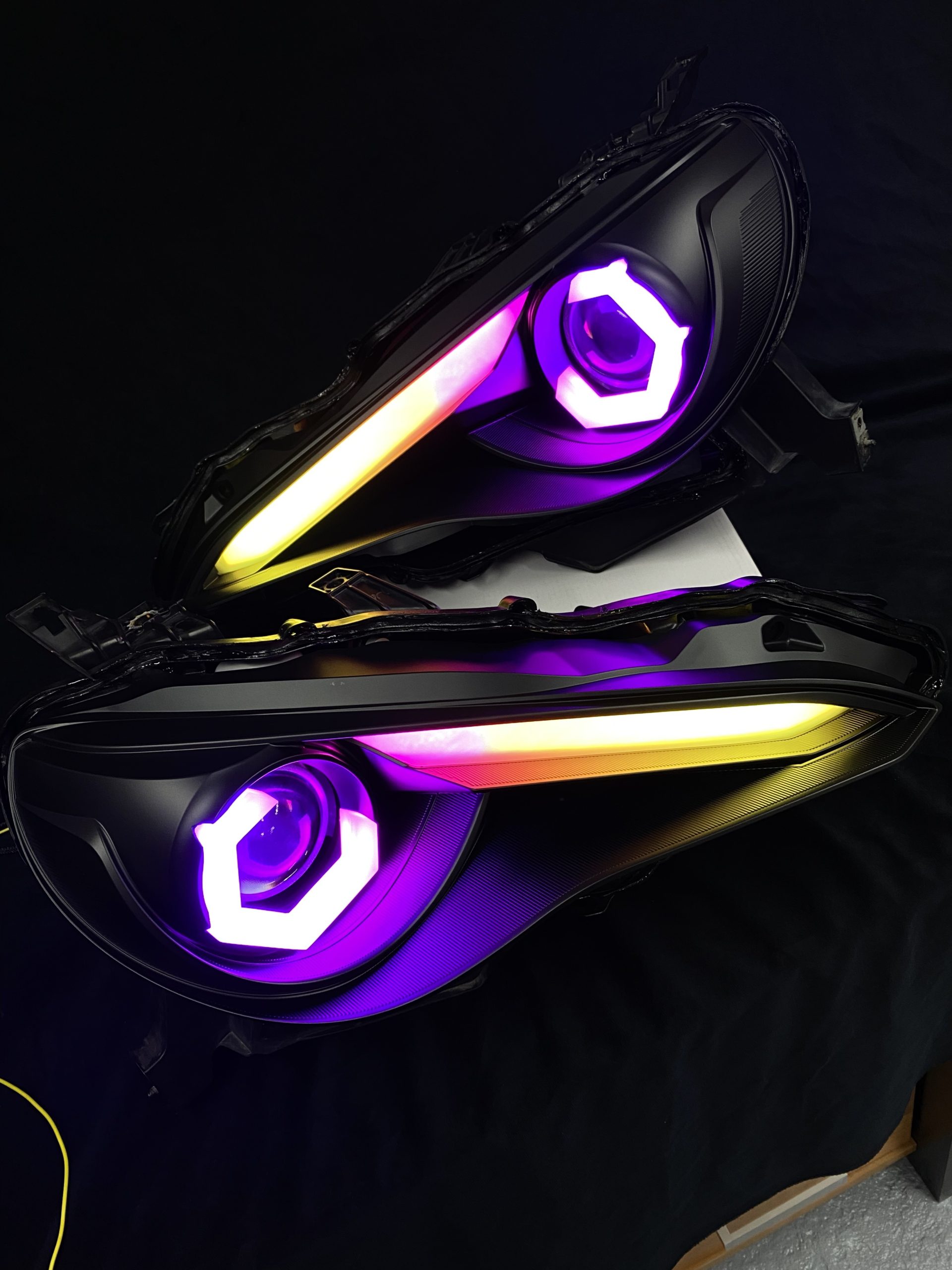 TOYOTA GT86 HEADLIGHTS - Lumen Noise