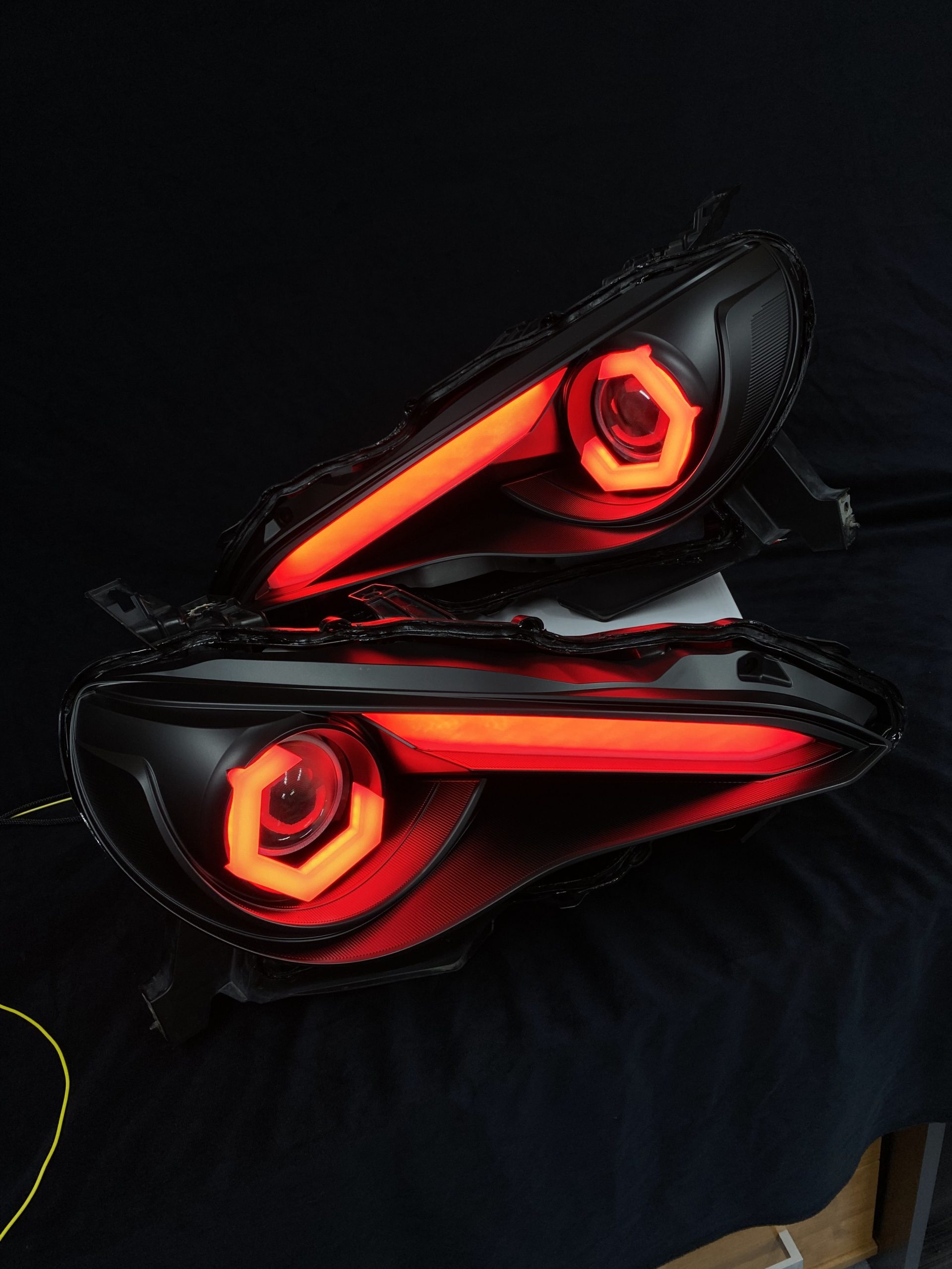 TOYOTA GT86 HEADLIGHTS - Lumen Noise