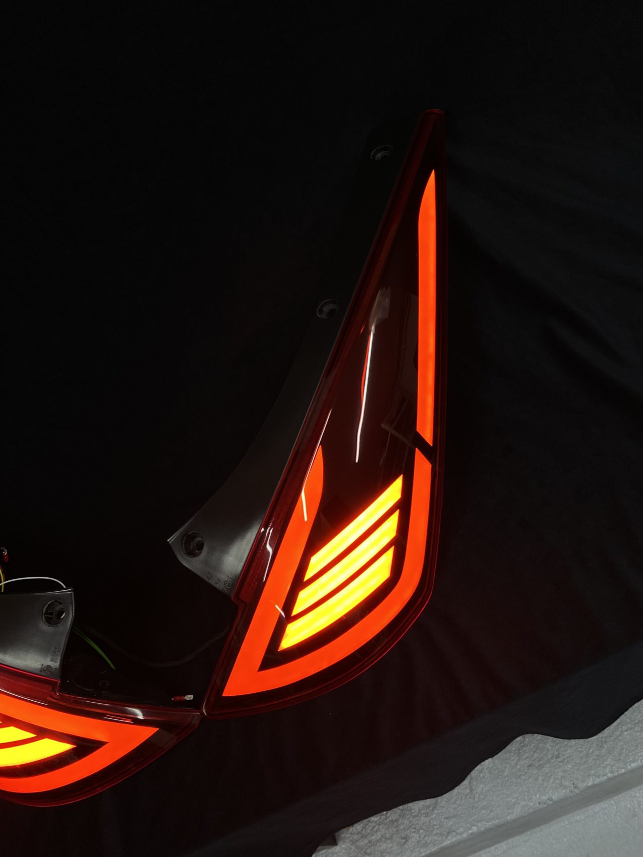 NISSAN 350Z TAIL LIGHTS - Lumen Noise