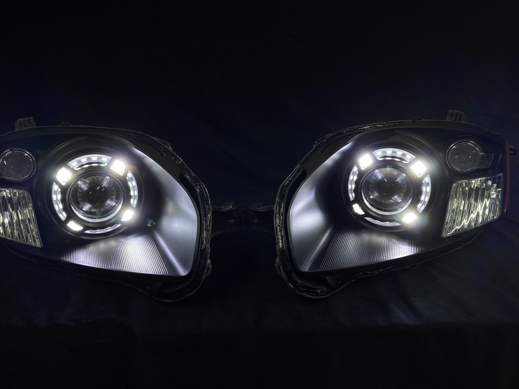 MITSUBISHI ECLIPSE 4G HEADLIGHTS - Lumen Noise