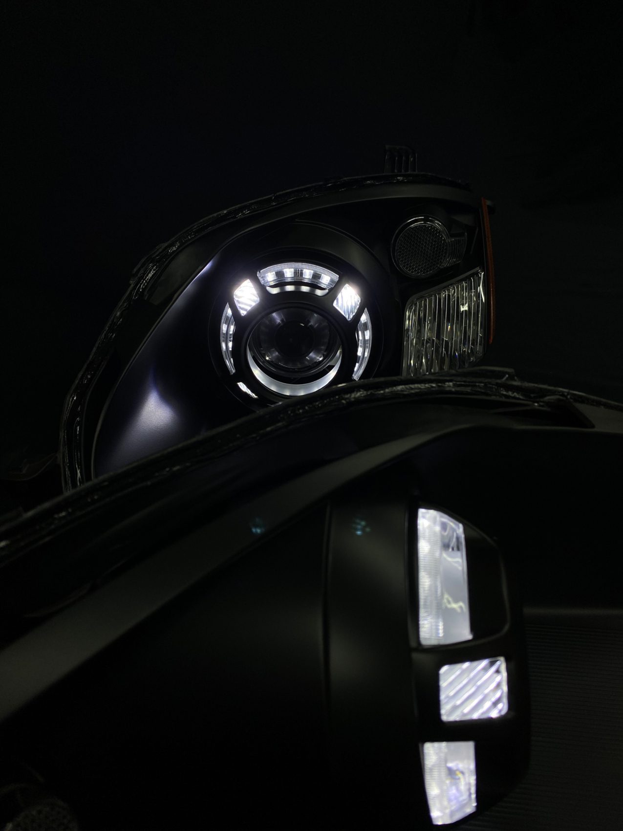 MITSUBISHI ECLIPSE 4G HEADLIGHTS - Lumen Noise